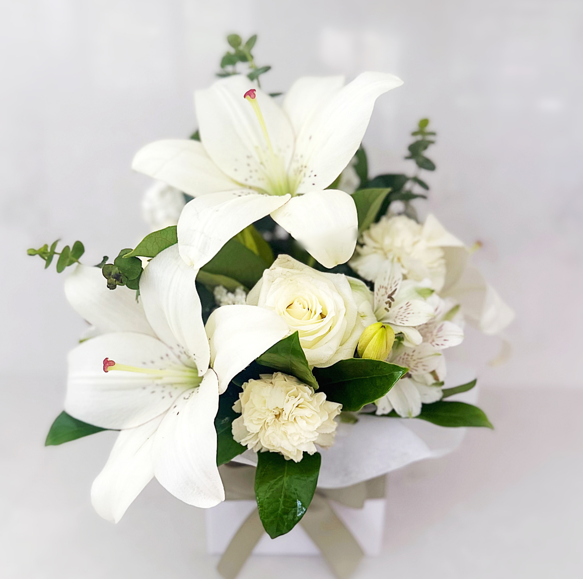 Sympathy Flowers – BELLA BLOOM BAR